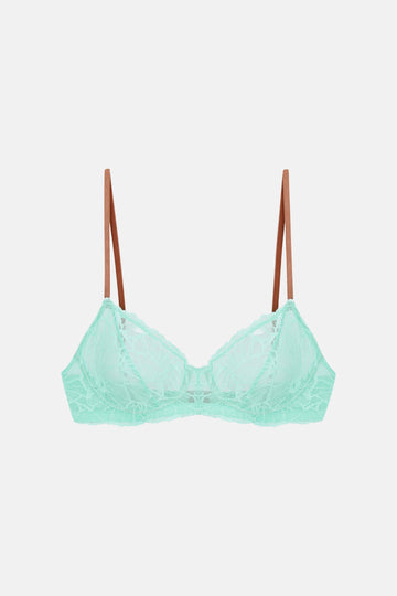 Vita – Dora Larsen