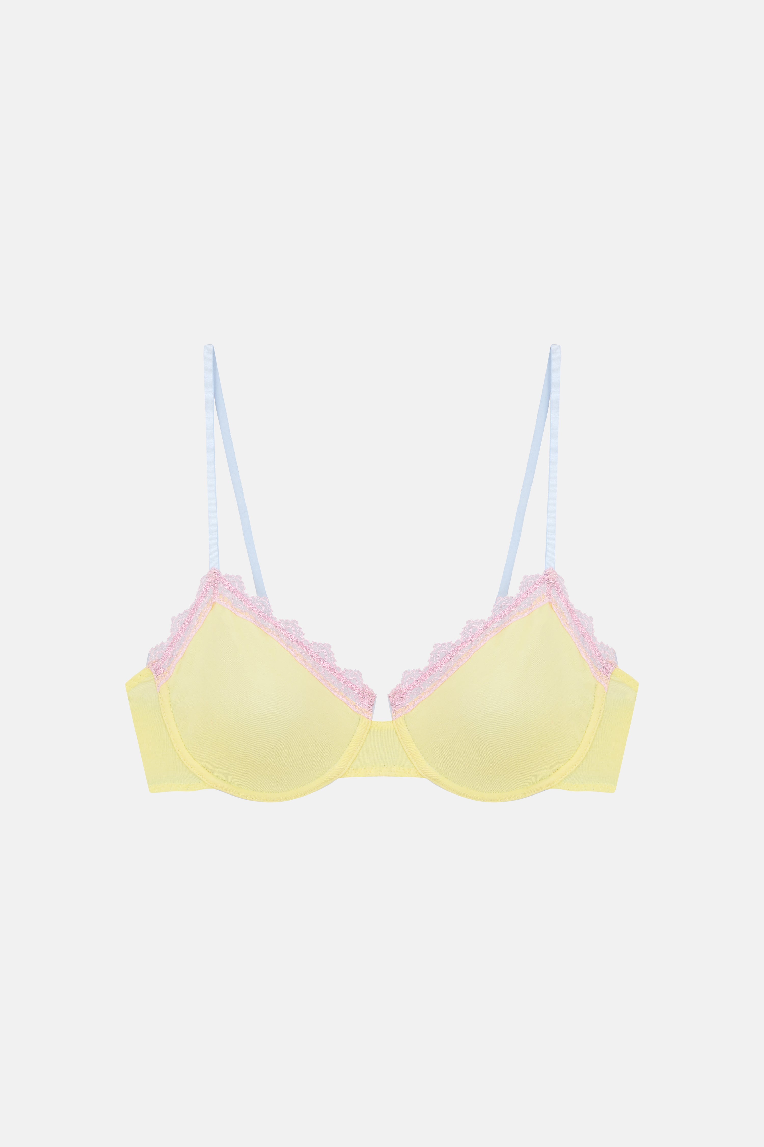 Isla – Dora Larsen